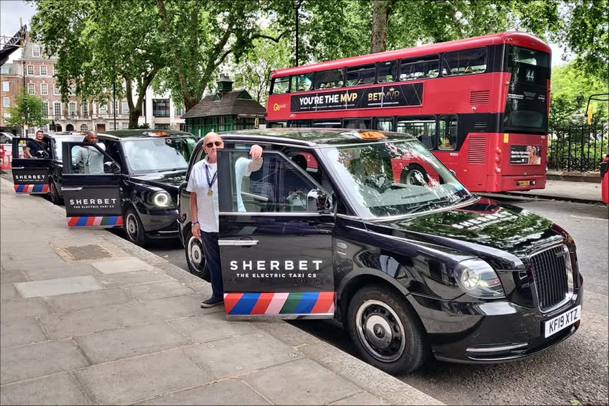 Sherbet boss calls on London Mayor to address black taxi decline