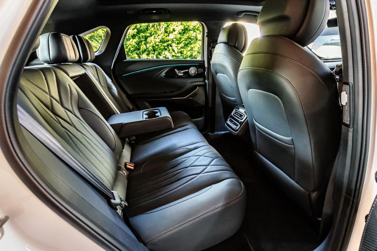 Omada 9 SHS Road Test - Professional Driver Magazine